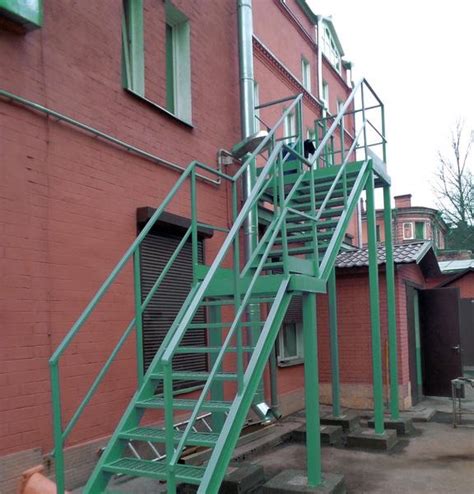 Пожарная лестница маршевая - заказать изготовление и монтаж у завода ...