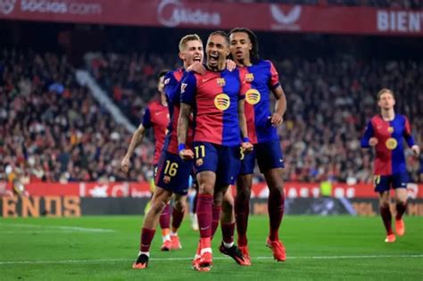 اليوم برشلونة ينزل ضيفًا ثقيلًا على بنفيكا في ذهاب دور الـ16 بدوري