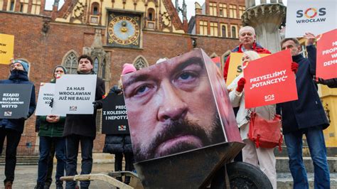 Wiemy co z referendum ws odwołania prezydenta Jacka Sutryka Pokazali