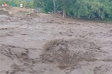 Heavy Rains Cause Flash Floods In Western Kenya Climate News Al Jazeera