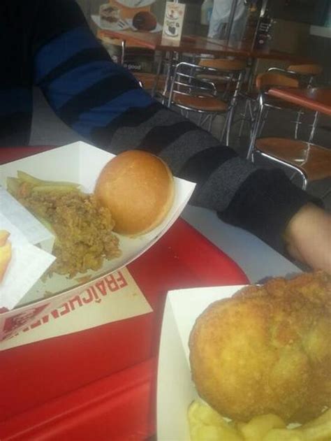 Speisekarte Von KFC Restaurant Casablanca Av 2 Mars