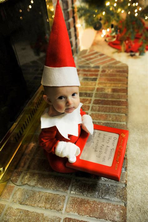 Padre convierte su bebé en un elfo para celebrar la navidad Imágenes Taringa