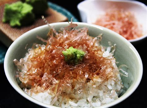 와사비 일본음식의 필수 조미료 시즈오카의 전통 와사비 재배