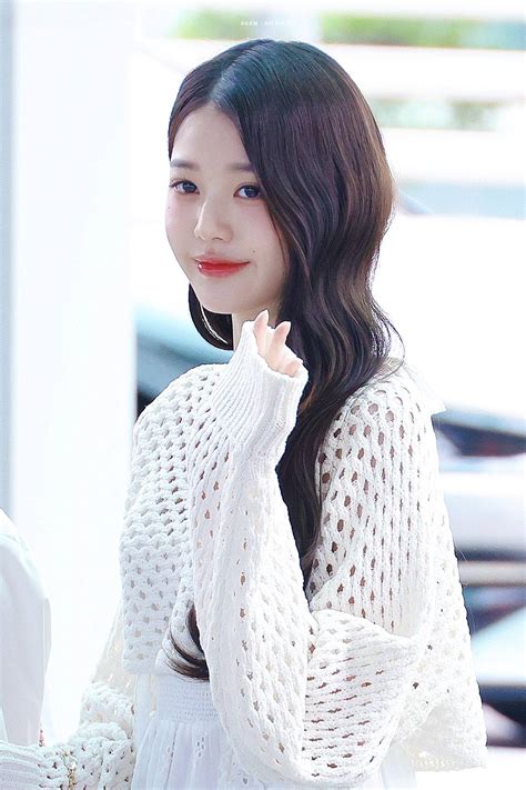 아이브 장원영 슬리퍼 신은 전신 비율 인스티즈instiz 이슈 카테고리