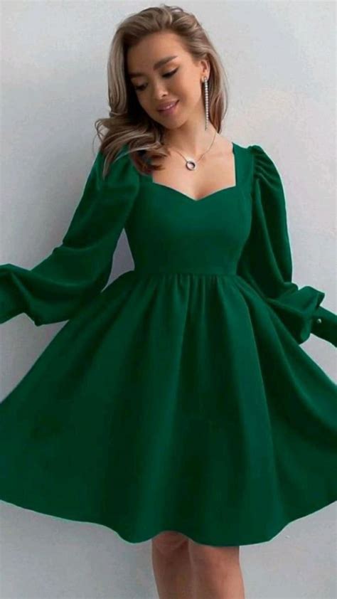Ahlam Mimi Adlı Kullanıcının منشورات من خلالك Panosundaki Pin Elbise