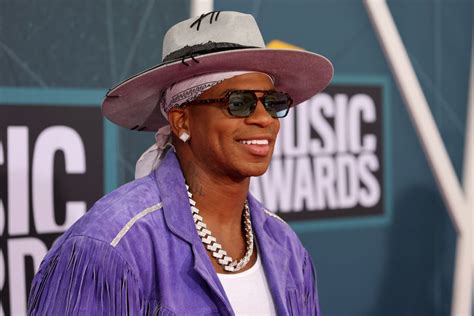 Jimmie Allen Net Worth 2023 Singer Sacked By Pr Firm Cma Fest After Sex Assault Lawsuit