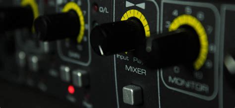 how to remove background noise in davinci resolve