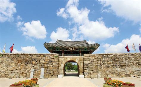 서산 출신 연예인 프로필 모음 아이돌 가수 배우 여배우 남배우 여자 배우 남자 배우 남자 연예인 여자 연예인 여가수 남가수 야구선수 축구선수 개그맨