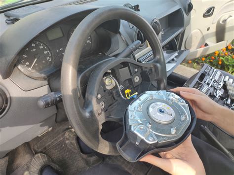 Ремонт шлейфа подушки безопасности Рено Логан — Renault Logan (1G), 1,4 ...