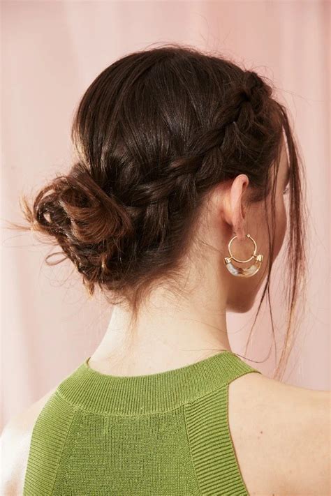 How To Do A Messy Bun Braid Styling Ideas Artofit