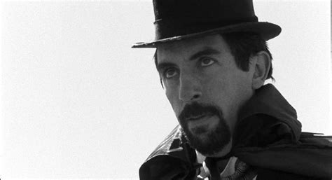 OMG he s naked Julio Minuchi goes full frontal in Las mariposas de Sadourní OMG BLOG