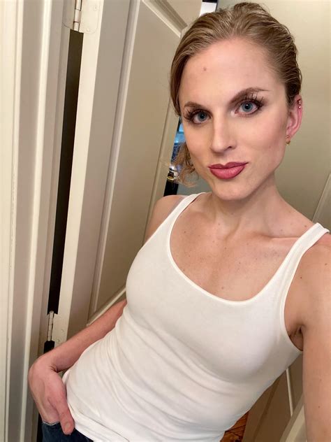 It Can Feel Like The World Is Crashing Around You Sometimes But Today I Feel Pretty R