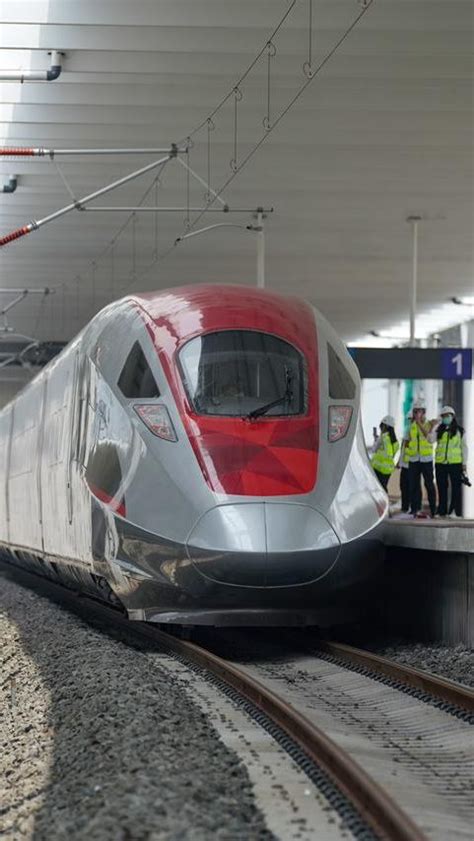 Brunei Bangun Kereta Cepat Kalimantan Lewati Malaysia Dan Indonesia