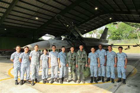 This Female Air Force Engineer Joined The Rsaf At 24