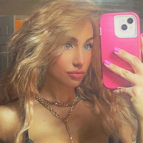 Sarah Smith Sarahmariesmth On Snapchat