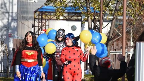 Gli Auguri Dei Supereroi Ai Bimbi In Ospedale Galleria Fotografical
