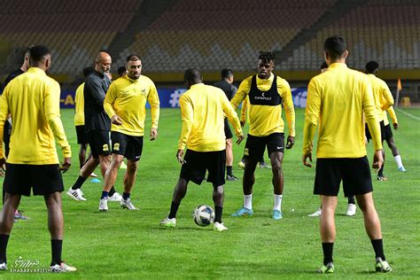 ویدیو تیم الاتحاد بدون بازی با سپاهان ورزشگاه را ترک کرد؟