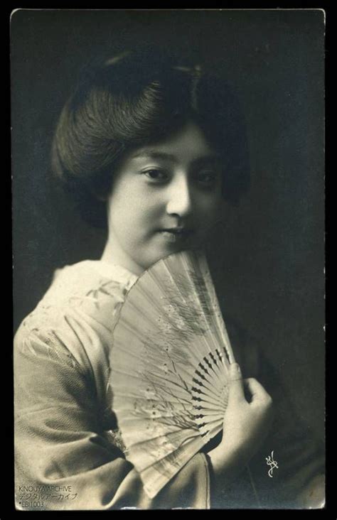 Vintage Photos Women Vintage Photos Performance Art