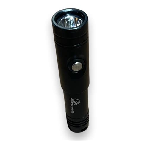 Neptonics New Product Neptonics NSL Push Button Dive Light Neptonics