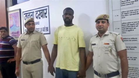 मैट्रिमोनियल साइट पर दूल्हा ढूंढ रही हैं तो हो जाएं सावधान महिलाओं से