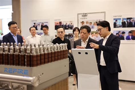 正泰集团董事长南存辉一行调研重塑能源 Refire 重塑科技