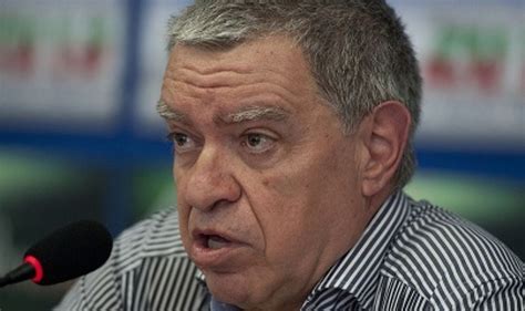 Проф Михаил Константинов Безотговорни политици от всички направления сринаха доверието в