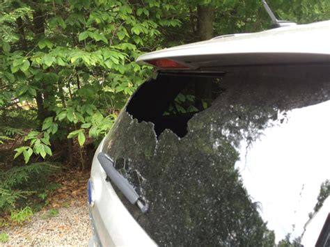 2011 Ford Explorer Rear Window Exploded 2 Complaints