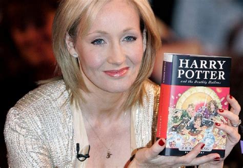 Jk Rowling E Transfobia Relançamento De Harry Potter Reacende