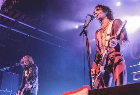 The Darkness Festive Frolics In Dublin Better Than Sex