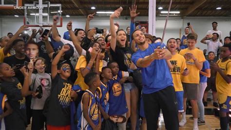 Video Steph Curry Thanks The People Who Make Oakland His Home Abc News