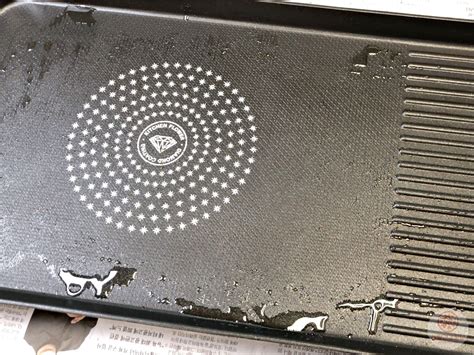 기름기 가득한 전기후라이팬 세척 세제 안써도 이렇게 깨끗하다고