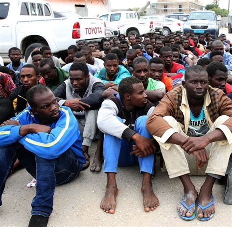 Niger Steinmeier besucht Afrikas Drehkreuz für Flüchtlinge WELT