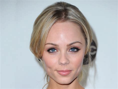 Laura Vandervoort Bra Size And Measurements Bra Size Measurements