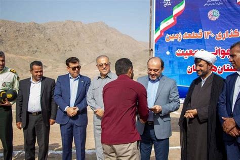 خط کشی ۲۰۸۰ کیلومتر از راههای استان هرمزگان در سه ماهه اول امسال پایگاه خبری وزارت راه و شهرسازی