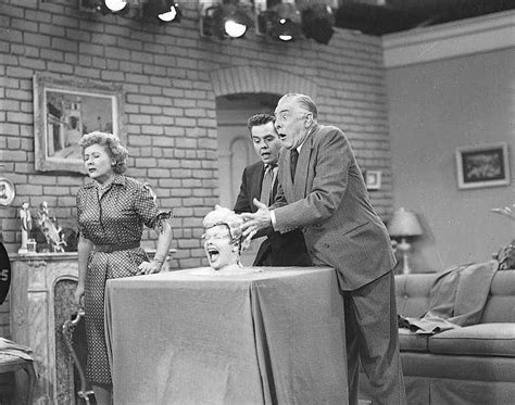 Pin De Diane Heckman Em Lucy And Desi