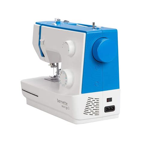 Для дома и офиса Швейные машины Швейная машина Bernette Sewandgo 3