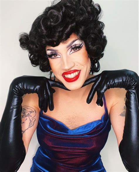 Vivian Vanderpuss Rupaul Drag Queen Drag Queen Rupaul