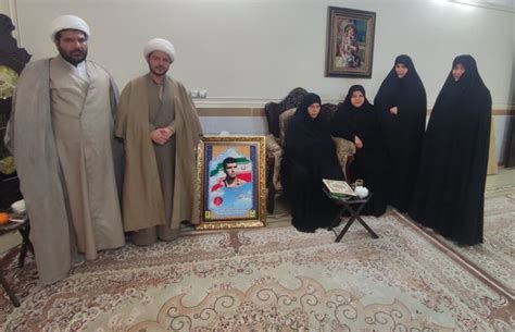 مدیر حوزه علمیه خواهران استان مرکزی با خانواده شهید تاج آبادی فراهانی