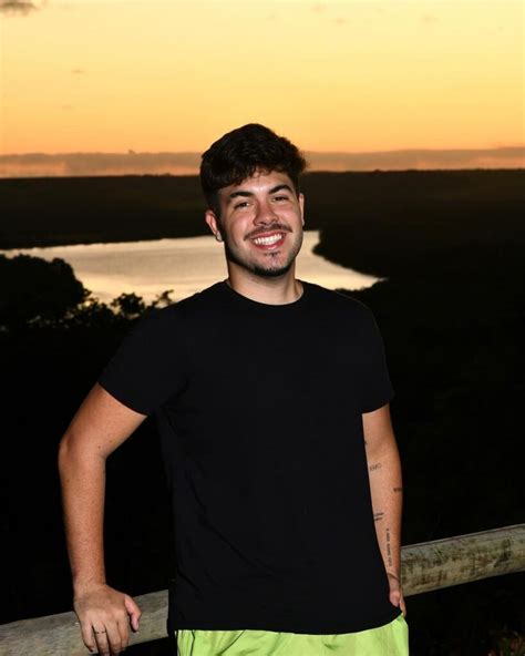 Alvaro Expõe Realidade De Maceió E Chama Atenção Na Web Textos Ideias
