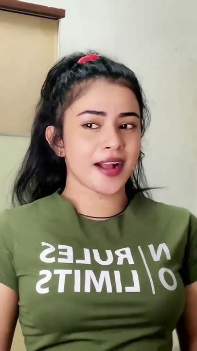 ඔබ මාගෙද මං කාගෙද දැන ගන්න උනා ඇස් දිහා බලන්න😋🥰 Love Srilanka