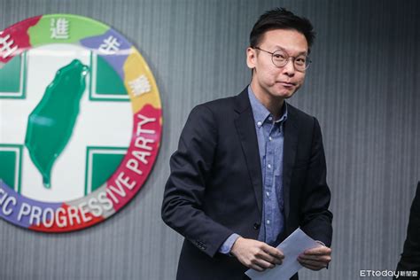 新聞 傳林飛帆接任「台灣民主基金會」副執行長 他：比副祕書長薪水高 Gossiping板 Disp Bbs