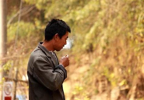 城市3大行業，雖然很掙錢，可從事過的農民，10年後大多會後悔 每日頭條