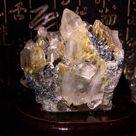 鈦晶原礦 鈦晶簇 鈦晶花 帶母礦 電路板紋 成長紋 碧璽 Evelynn伊芙琳
