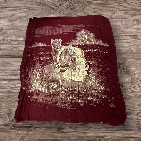 San Marcos Lion Blanket Reversible Maroon Red Tan Acrylic Throw 90x86 Vintage Ebay