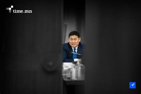 Чихгүй нүдгүй мэт УИХ Засгийн газар