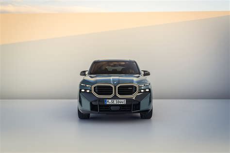 宝马m部门第一款插混车型！g09 Bmw Xm Suv 官图发布 2023 Bmw Xm Debut 91 Paul Tan 汽车资讯网