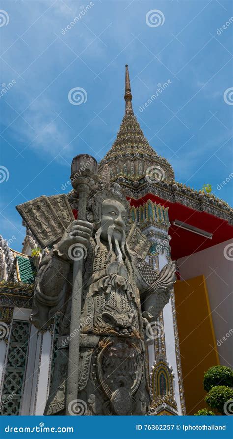 Wat Phra Chetupon Vimolmangklararm Wat Pho Temple Stock Image Image