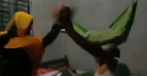 আলীগ নেতাকে নারীর জুতাপেটা ভিডিও ভাইরাল
