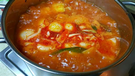 돼지고기 두부 고추장찌게