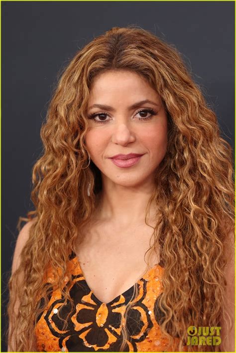 Shakira Celebrates Her Birthday With Grammys 2025 Win Dedicates Award To My Immigrant Brothers